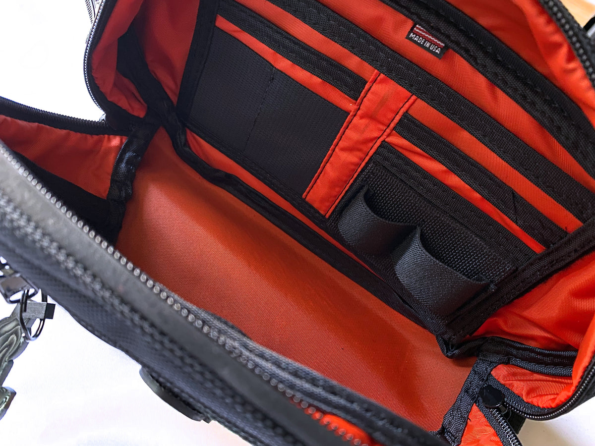 Snacktime Sling™ V2 (Black) | datacrew